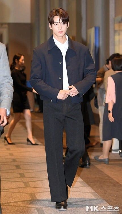 이승기 결혼식 포토월 차은우 연예이슈 수다방 네모판