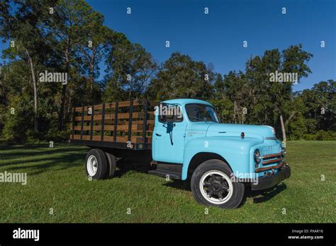 International L 160 Series Truck Stock Photo Alamy