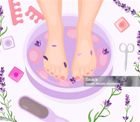 족욕 페디큐어 플랫 벡터 일러스트레이션 여자 발에서 물 및 화장품 장비 클로즈업 상단 보기입니다 여성 미용 뷰티 트리트먼트 스킨