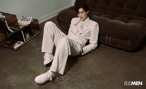 Lee Jong Suk Is The Cover Star Of Elle Men Singapore Issue 03
