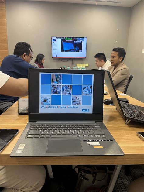 Muhammad Rifqi Nurrachman On Linkedin Berkesempatan Mempresentasikan Dan Dilanjutkan Dengan