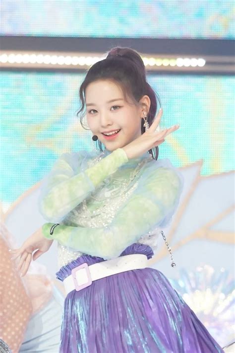 쇼챔피언 X 아이즈원 넌 나의 비올레타 Izone Violeta Stage