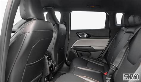 The 2025 Jeep Compass Limited Barnabé Chrysler St Jean In St Jean Sur