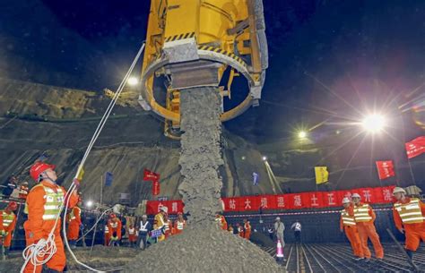 【施工技术】800万方混凝土浇筑无一温度裂缝，究竟是怎么做到的？ 土木在线