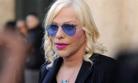 Ilona Staller In Lacrime A Verissimo Per Il Figlio Ecco Cosè Successo