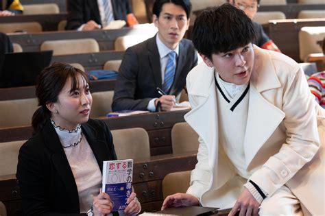 映画 妖怪シェアハウス場面写真解禁山本雪乃アナウンサーが記者役で映画初出演 MOVIE TV CINEMA Life
