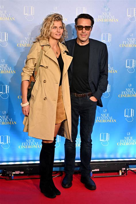 Photo Nicolas Bedos Et Sa Compagne Pauline Desmonts Au Photocall De