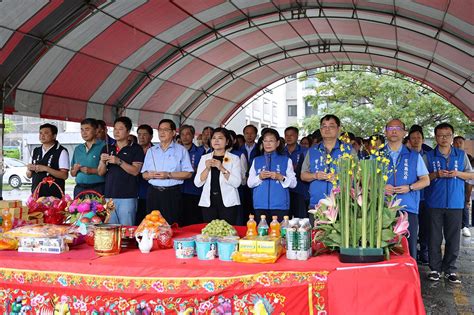 國慶焰火祈福祭典 張麗善率縣府團隊祈求順利 屏東時報電子報