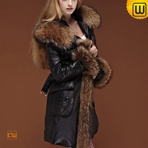 Women Fur Trimmed Coat Cw685048