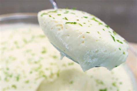 Como fazer mousse de limão sem leite condensado que fica cremoso e