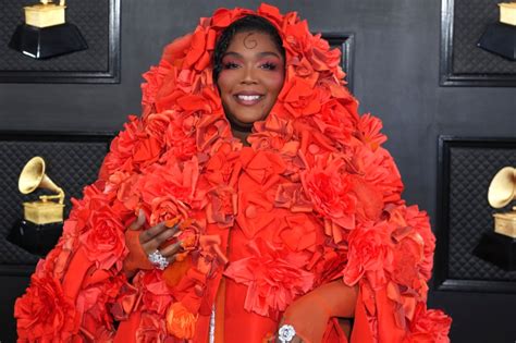 Lizzo Brings Drag Queens On Stage Protesting Tennessee Law