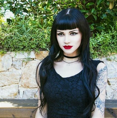Pin By Laurie Angel Gothic Raider An On Lady Marlene Model Goth Hair