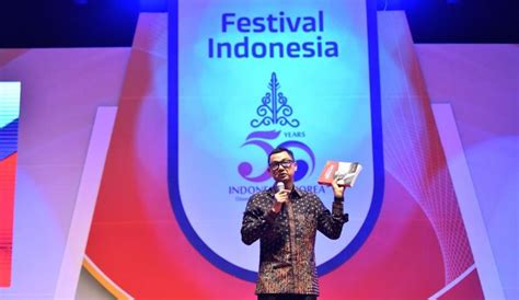 Jadi Tokoh Inspiratif Dunia Biografi Jokowi Tulisan Dirut PLN Terbit Di Korea