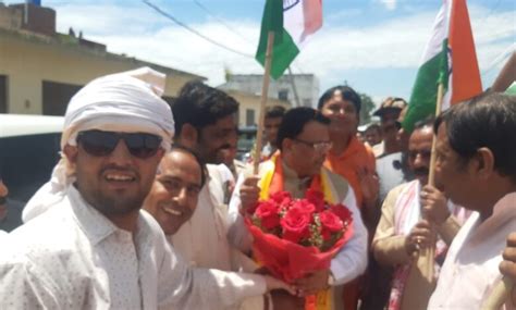 दनकौर सरस्वती विद्या मंदिर से लेकर बिहारी लाल चौक बाजार होते हुए तक देश