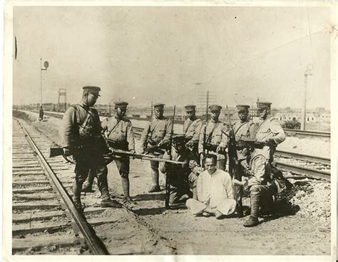 Press Photo 130 新闻老照片 九一八前后被日本军人抓到的中国人 东北南满铁路 1931 Flickr