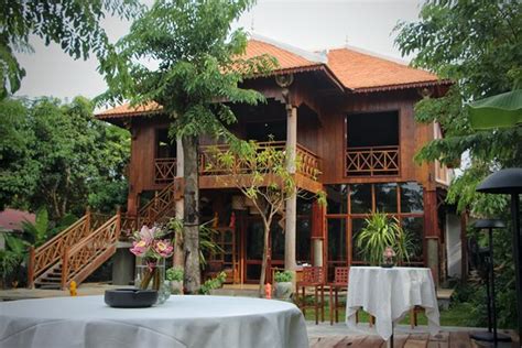 ខប់ៗណាស់