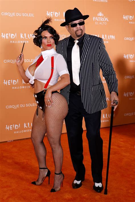 Heidi Klum Halloween Klums Stunning Peacock Costume