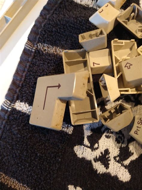 Clean Keyboard Keys With Ultrasonic Power I Am TSB