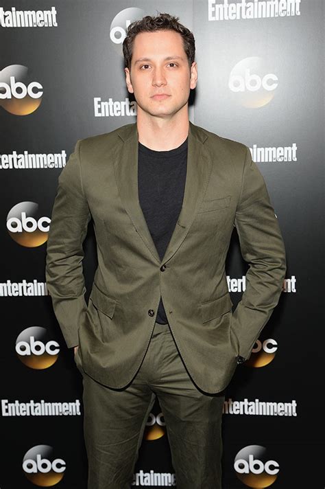 Matt Mcgorry Interview ‘oitnb Actor Dishes On Daya And Bennett Sex