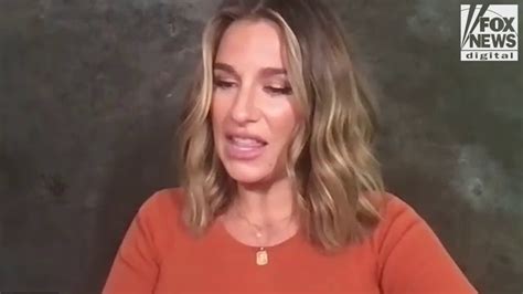 Jessie James Decker Admits Nude Photo Of Husband Eric To Promote Cookbook Was Her Idea ‘i Like