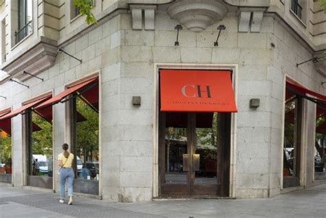 Cuál es el perfume de Carolina Herrera que te hace sentir de a los Terra Colombia