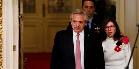 El oficialismo se unió y salió a desmentir la renuncia del Presidente Filo News