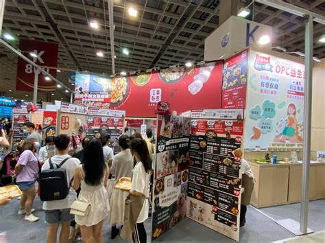 汪事如意 五星寵物鮮食 台北南港寵物展！盛大開展中！ 看到好多老客戶！好久不見呢！ 謝謝非凡採訪超搶手生日蛋糕！ Facebook