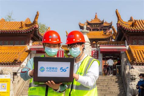移动春节大数据显示，省内热点景区游客数量初六达到峰值湖北武汉人流