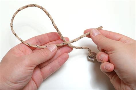 The Easiest Paracord Handle Wrap You Can Make