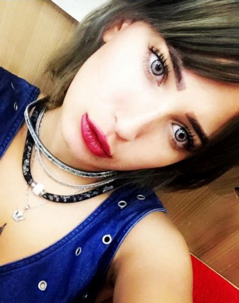 تخفيف حكم حبس الممثلة شروق عبد العزيز لـ6 أشهر بتهمة الدعارة