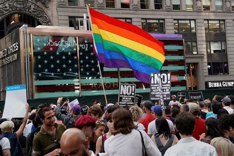 Federal Judge Speaks Out On Cnn After Trump Attacks Ny Judges