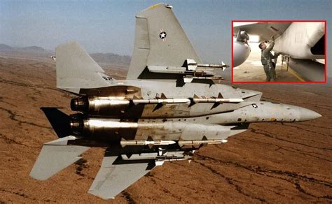 Usaf F 15 Maintainer Recalls When An Eagle Pilot Lost His F 15 Canopy In Flight After He Forgot