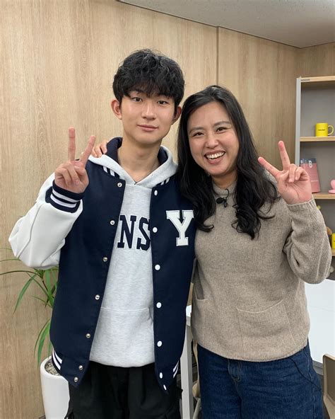 마이린 거의 4년만에 유니브클래스에 다시 출연했어요 ️ 제가 중학교때 처음 뵈었던 윤여정 선생님과 오랜만에 만나 입시 과정에