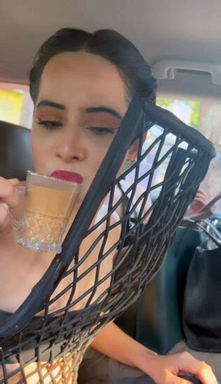 Uorfi Javed Nude Photos And Porn Video 2023 Scandal Planet