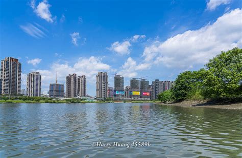 Harry45589b新北市中和遠雄左岸遠雄河濱景觀住宅群新店溪溪流河流淡水河流域淡水河上游支流河濱自行車道河濱腳踏