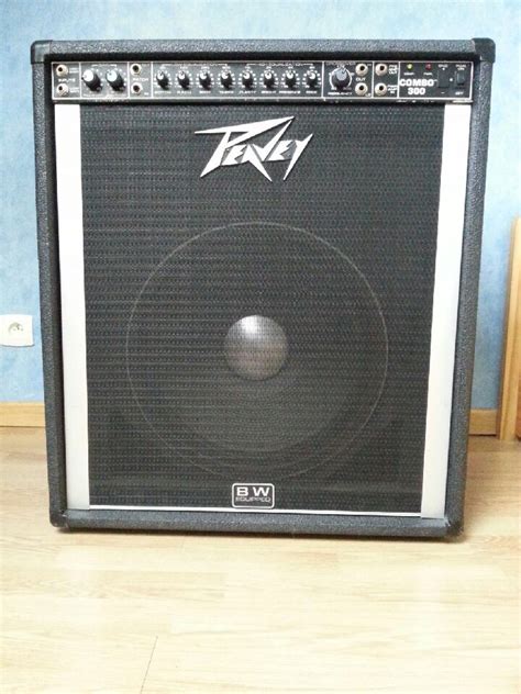 Combo 300 Peavey Combo 300 Audiofanzine