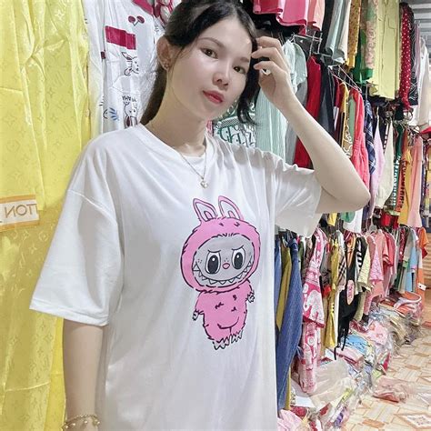 ម៉ាក់ដាលីស លក់ខោអាវ