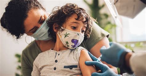 Cuáles Son Los Efectos Secundarios De La Vacuna De Covid 19 De Pfizer