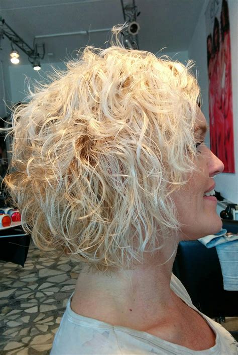 Prachtige Krullen Geknipt Bij Krullenkapper Haarstudio DUET Friends