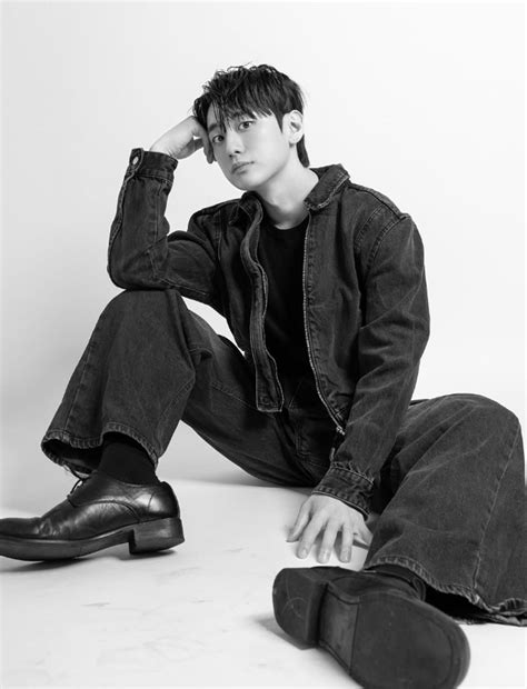 정해인 닮은꼴 모델 ‘잘생긴 붕어빵 사장님 결국 장사 접었다