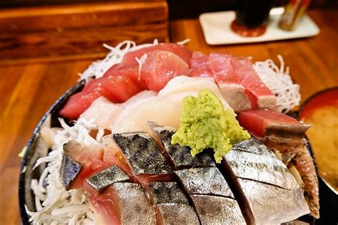 静岡県沼津市『居酒屋あやみ屋』”大漁刺身のっけ丼”が海鮮丼最強説！ Food News フードニュース