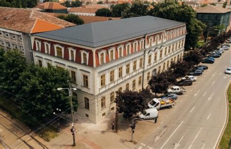 Elevii de la Liceul Tehnologic de Vest și Colegiul Ana Aslan din