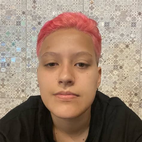 Pollyana Pollyana • Threads Say More