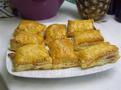 Provei Disto Folhados De Marmelada E Queijo