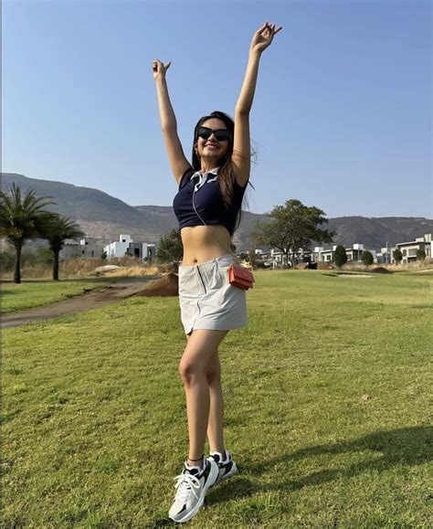 Anushka Sen Navel Rnavelnsfw