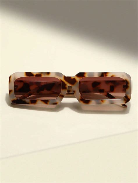 1 Pc Fashionable Retro Small Frame Sunglasses For Men And Women Trendy