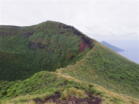 『八丈富士に登りたくて、鳥も通わぬと言うけれど1時間で行ける八丈島へ（1日目：八丈富士登頂とお鉢巡り）』八丈島東京の旅行記・ブログ By