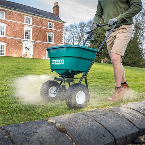 Cresco 10sw 30kg Grit Salt Broadcast Spreader Roadware