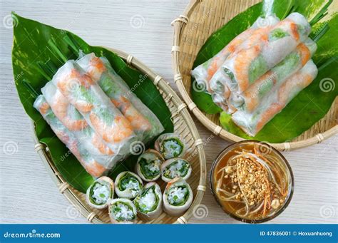 Vietnamese Food Goi Cuon Salad Roll Stock Image Image Of Food Dish