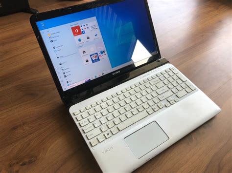 SONY VAIO SVE151J13M Core I3 2 4GHz 8GB SSD 120GB Gdynia Kup Teraz